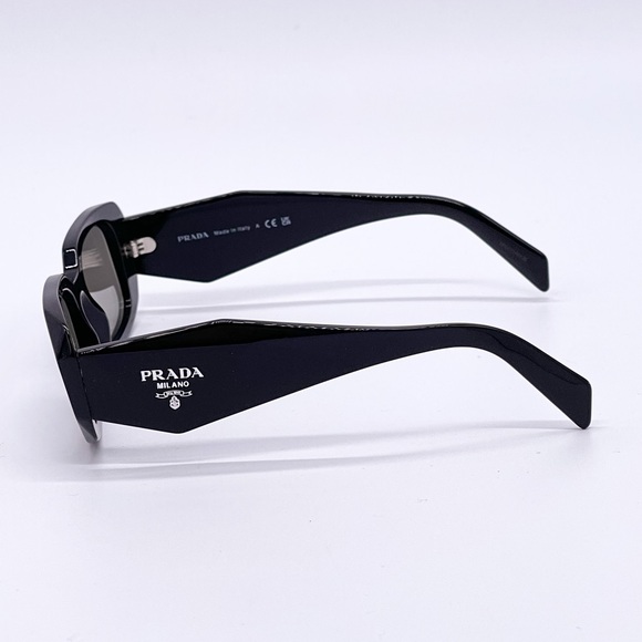 Prada | Accessories | New Prada Pr7ws 1ab2b Sunglasses Prada Spr 17w ...